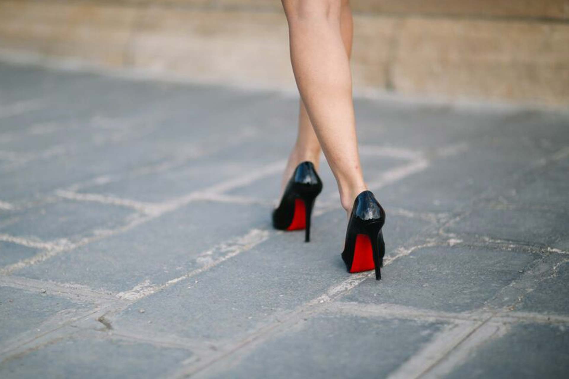 Comment réparer et entretenir vos Louboutins